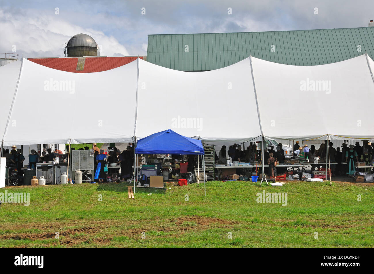 Fundraising charity event by the Amish to support disabled Amish ...