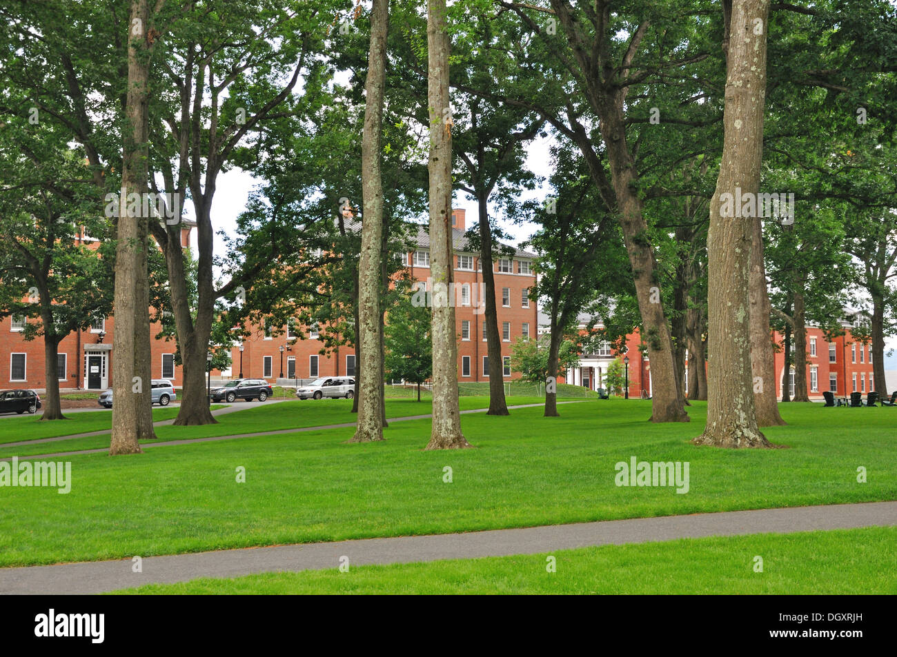 Amherst college campus hi-res stock photography and images - Alamy