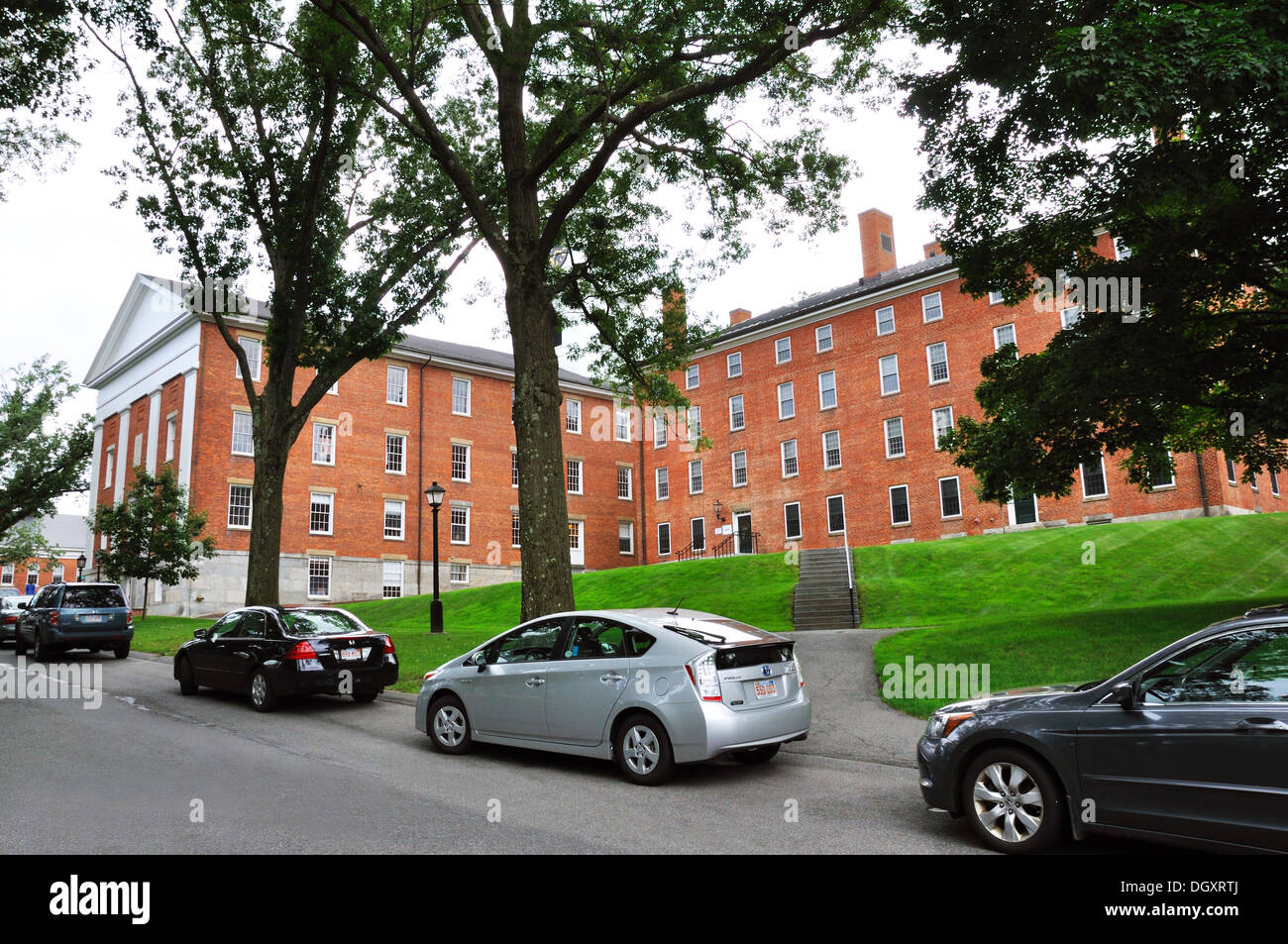 Amherst college campus hi-res stock photography and images - Alamy
