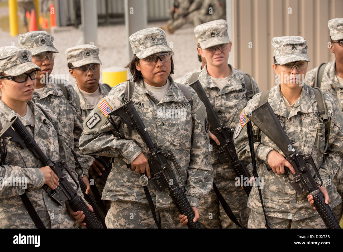 Women Drill Sergeant candidates at the US Army Drill Instructors School ...