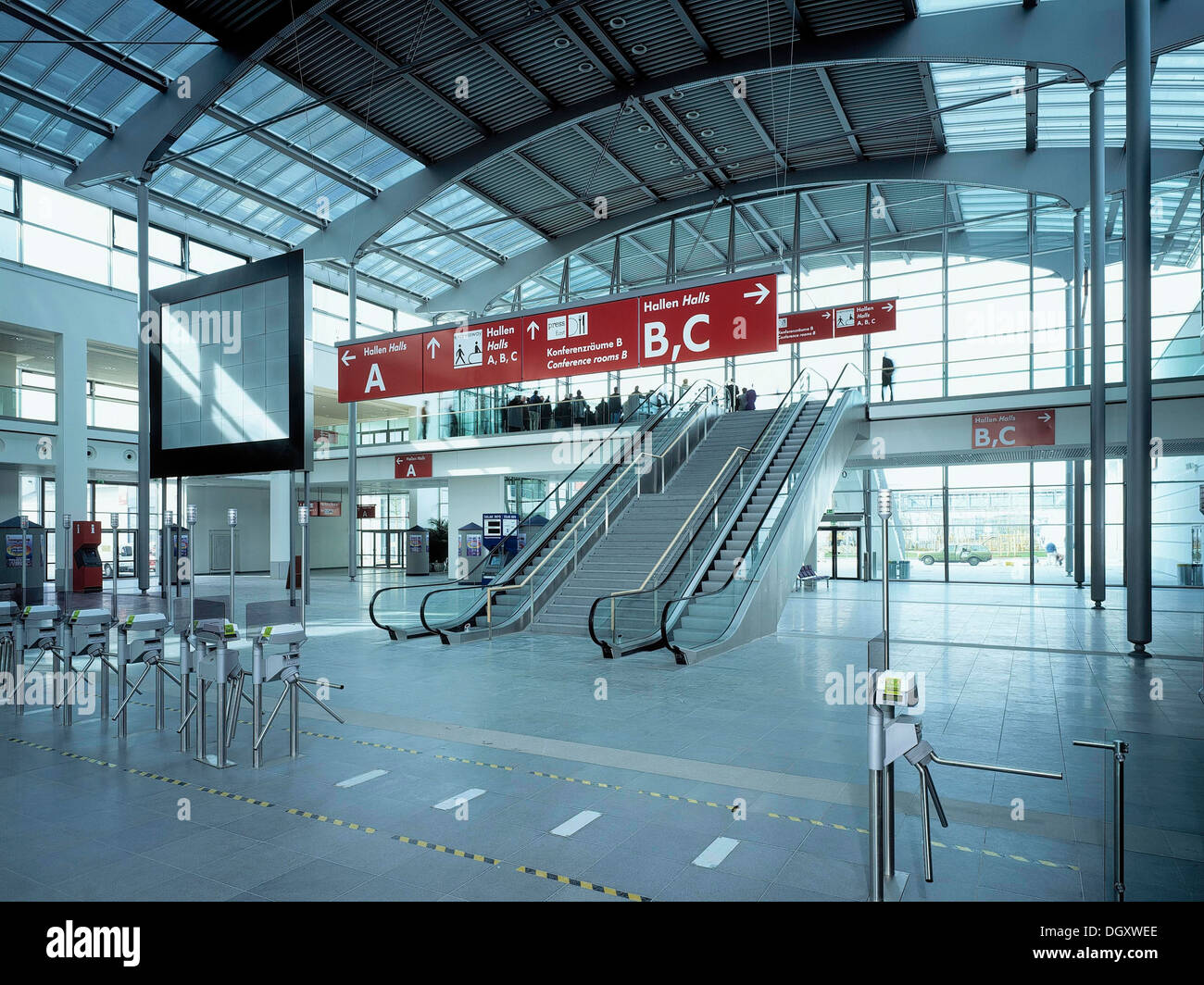 Messe Muenchen International trade fair centre, foyer, Munich, Upper ...