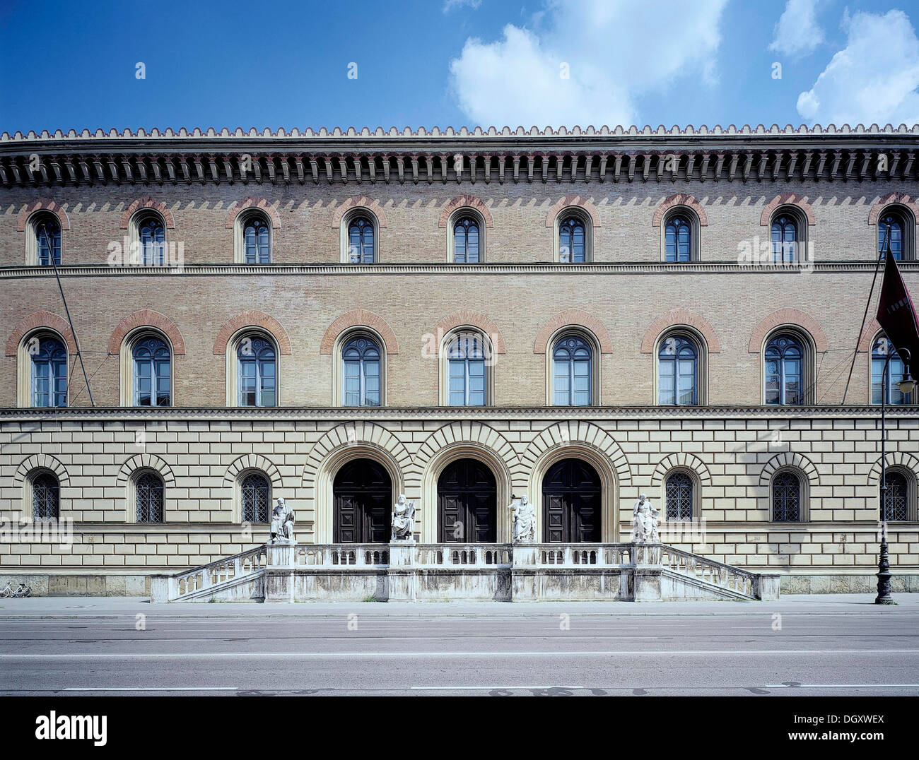 State Library Munich High Resolution Stock Photography and Images - Alamy