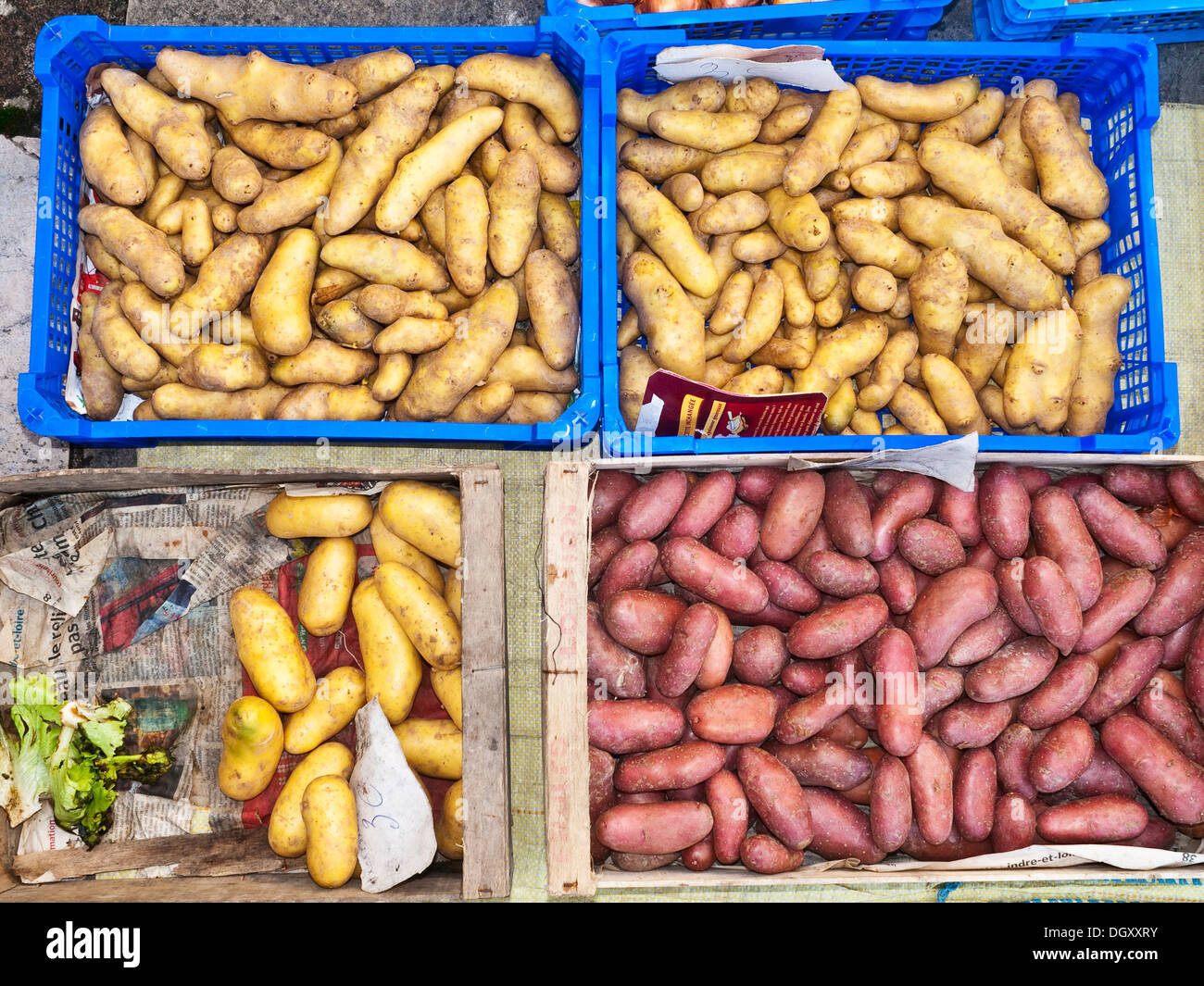 Potato boxes hi-res stock photography and images - Alamy
