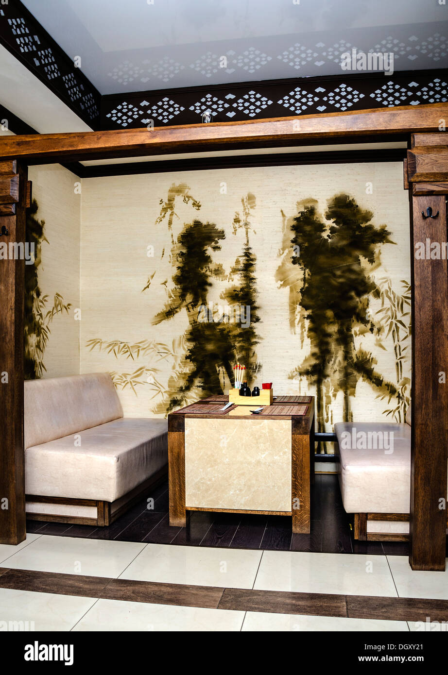 Interior of japanese restauran and sushi bar Stock Photo - Alamy