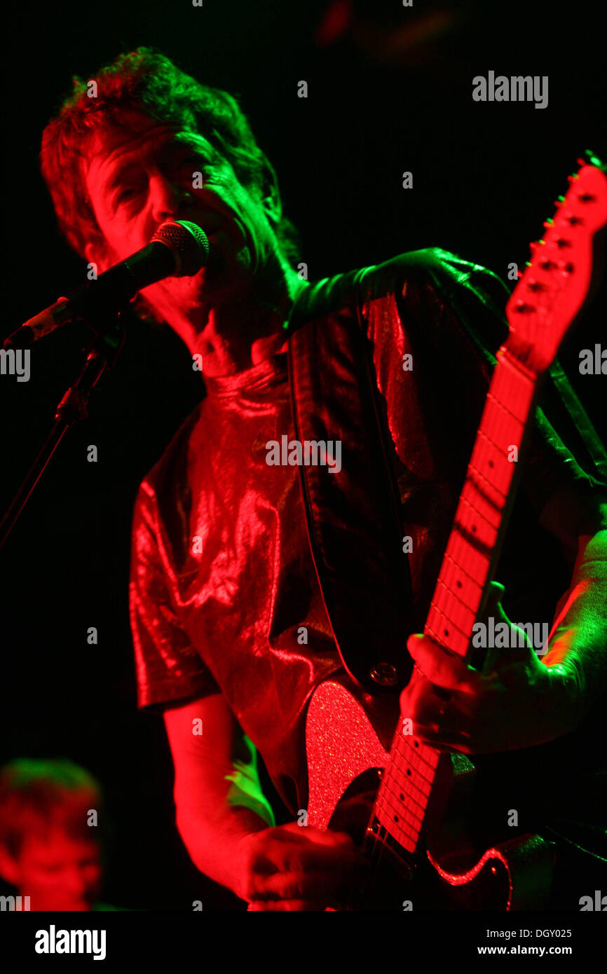 Of the rock group the cult hi-res stock photography and images - Alamy