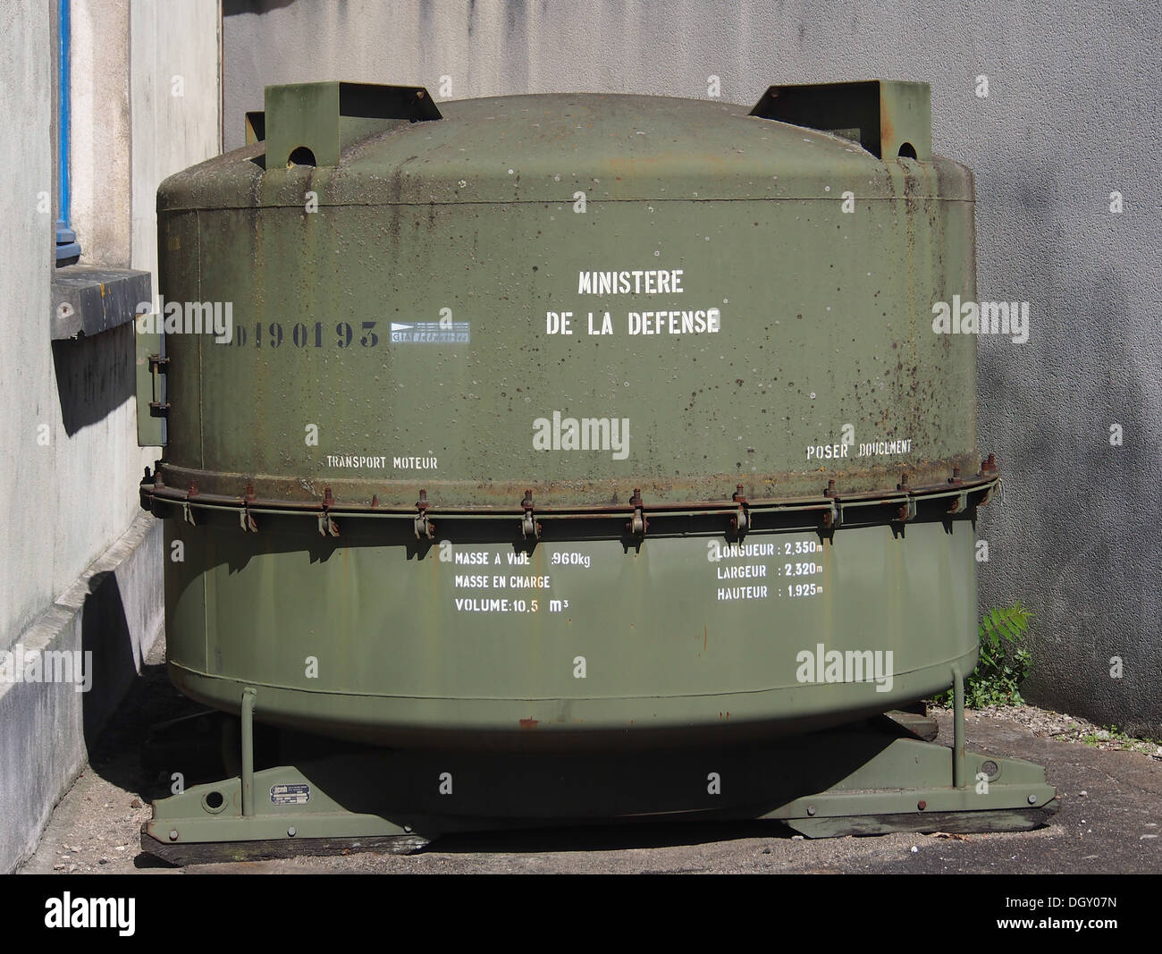The ACMH container is part of the Tank Museum collection in Saumur ...