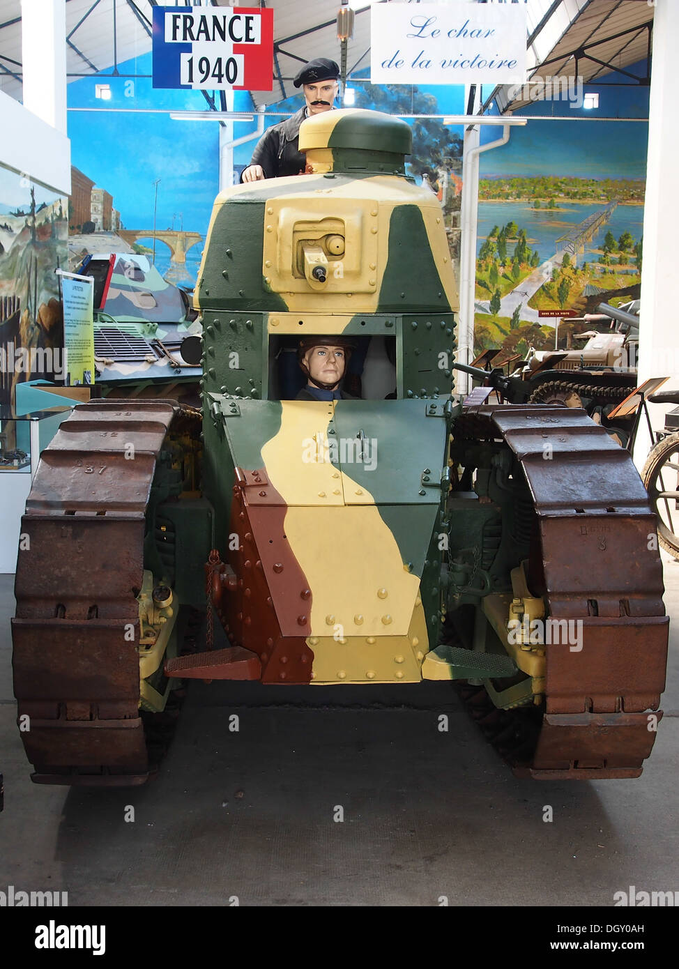 Renault ft 17 tanks hi-res stock photography and images - Alamy