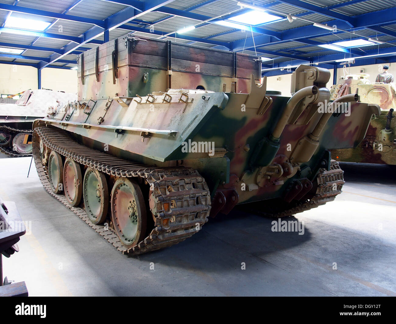 The SdKfz 179 Bergepanther is a German armored recovery vehicle ...