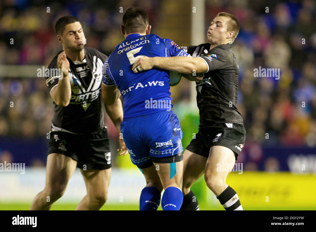 Warrington, UK. 27th Oct, 2013. Daniel Vidot (Samoa & George Illawarra ...