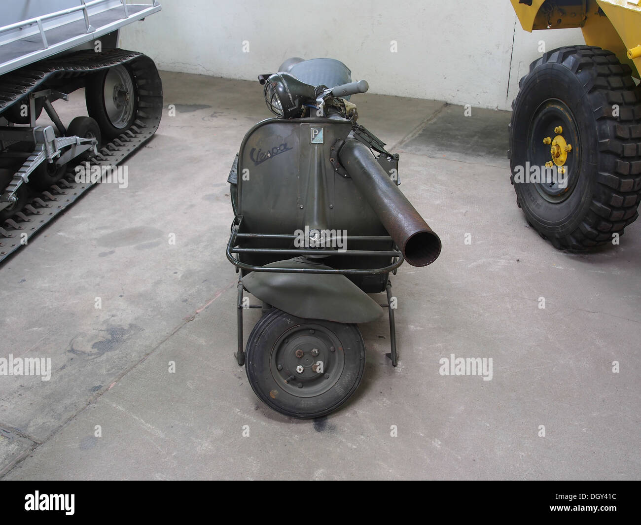 The ACMA TAP SPG Vespa, displayed at the Saumur Tank Museum, is a ...