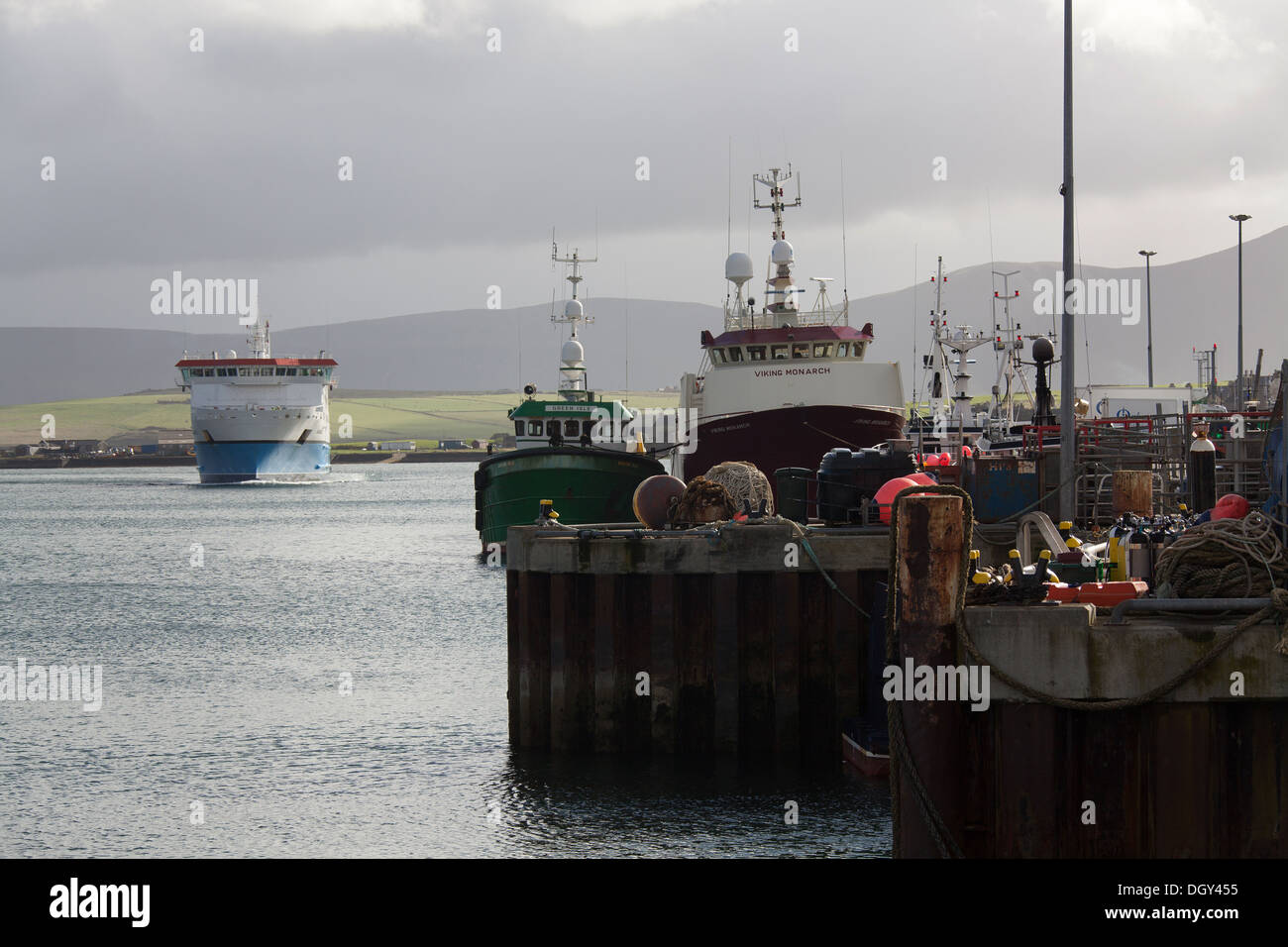 Islands of Orkney, Scotland. The Northlink ferry, MS Hamnavoe, arriving ...