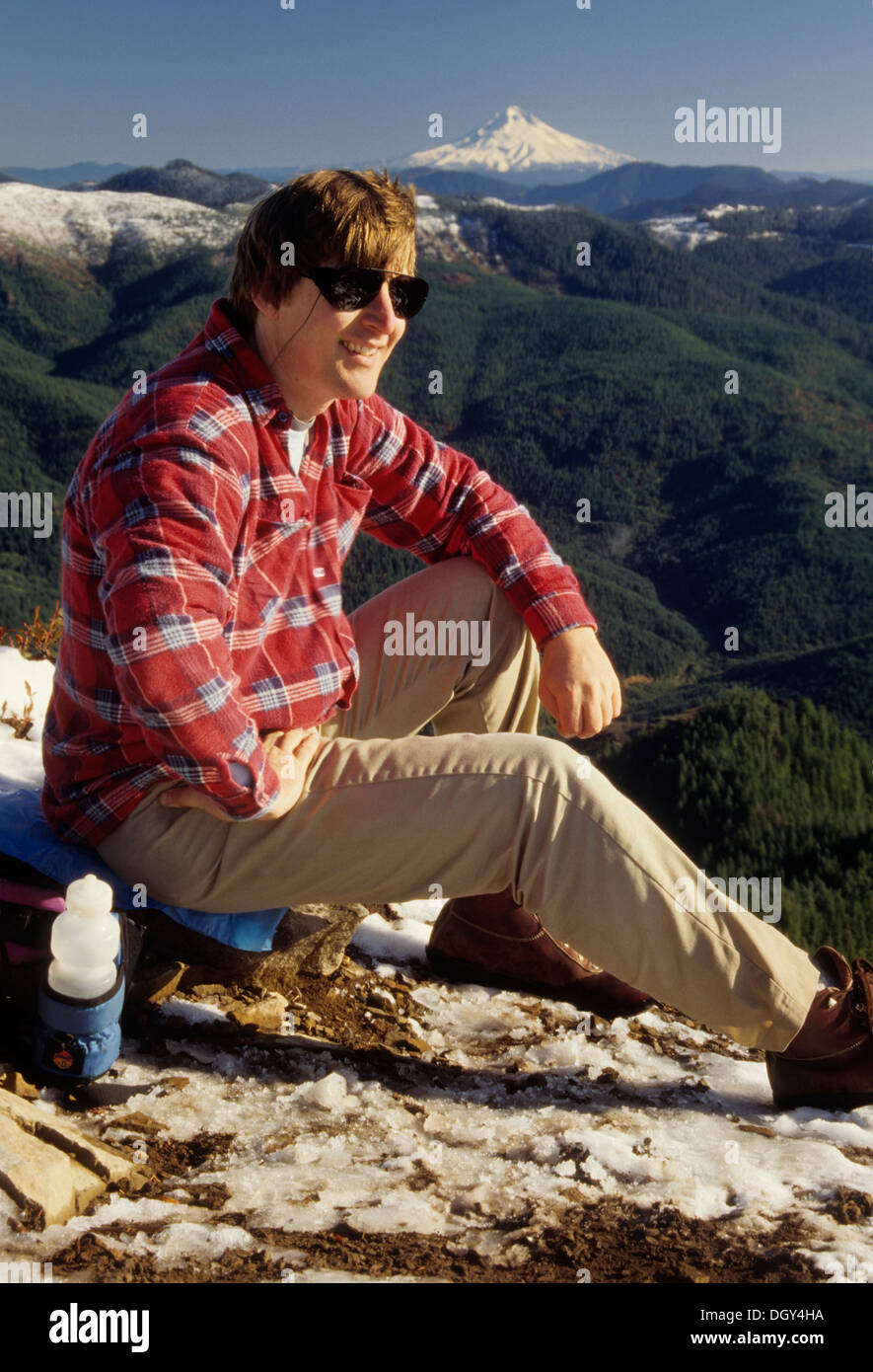 Table Rock summit to Mt Hood, Table Rock Wilderness, Oregon Stock Photo ...