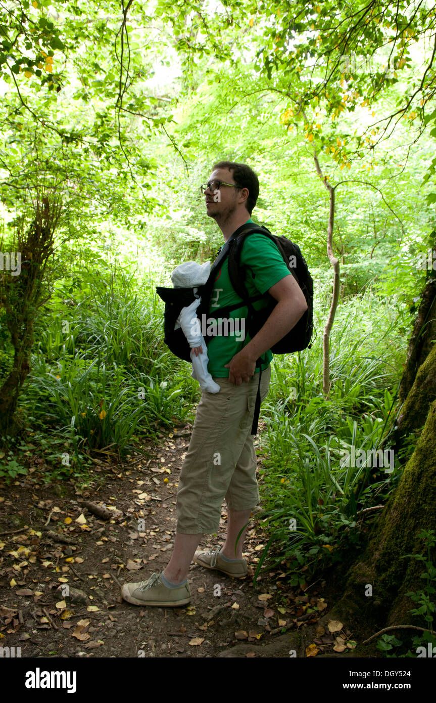 Little baby enjoying walk hi-res stock photography and images - Alamy
