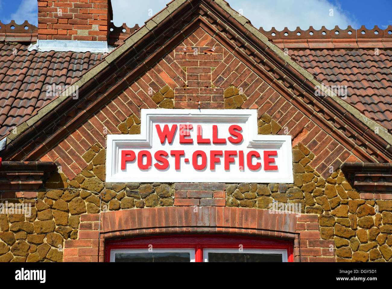 Old station wells hi-res stock photography and images - Alamy