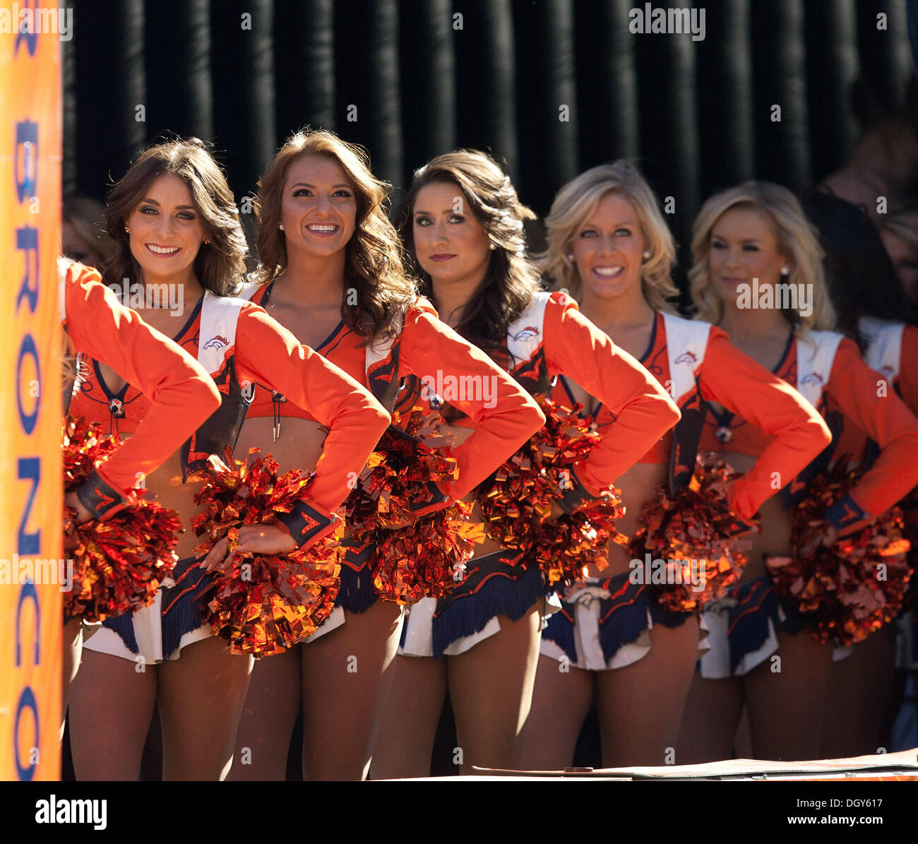 Denver, Colorado, USA. 27th Oct, 2013. Denver Broncos Cheerleaders ...