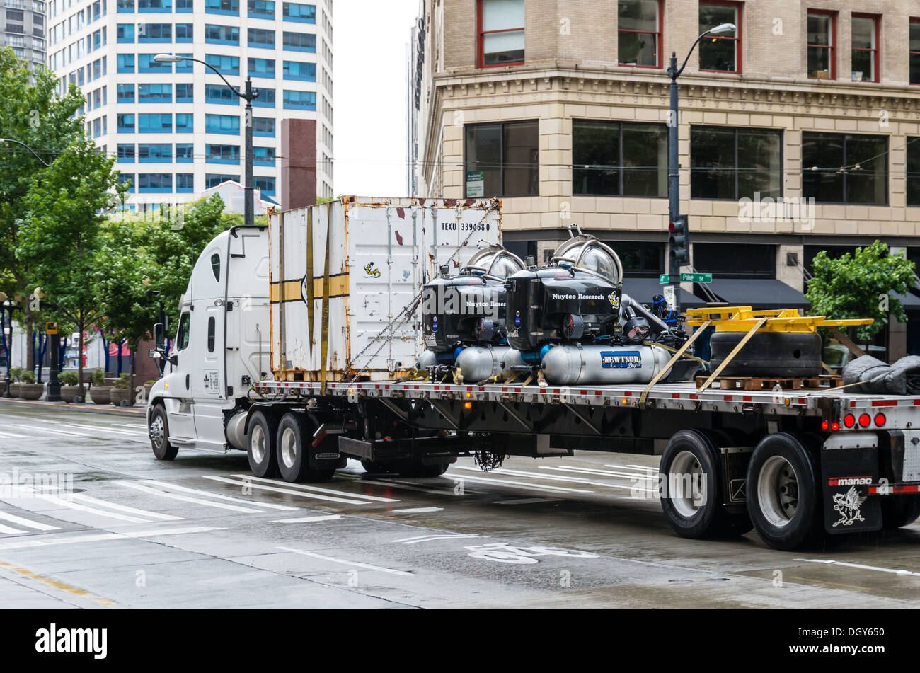Deep Worker 2000 submersibles from Nuytco Research being transported ...