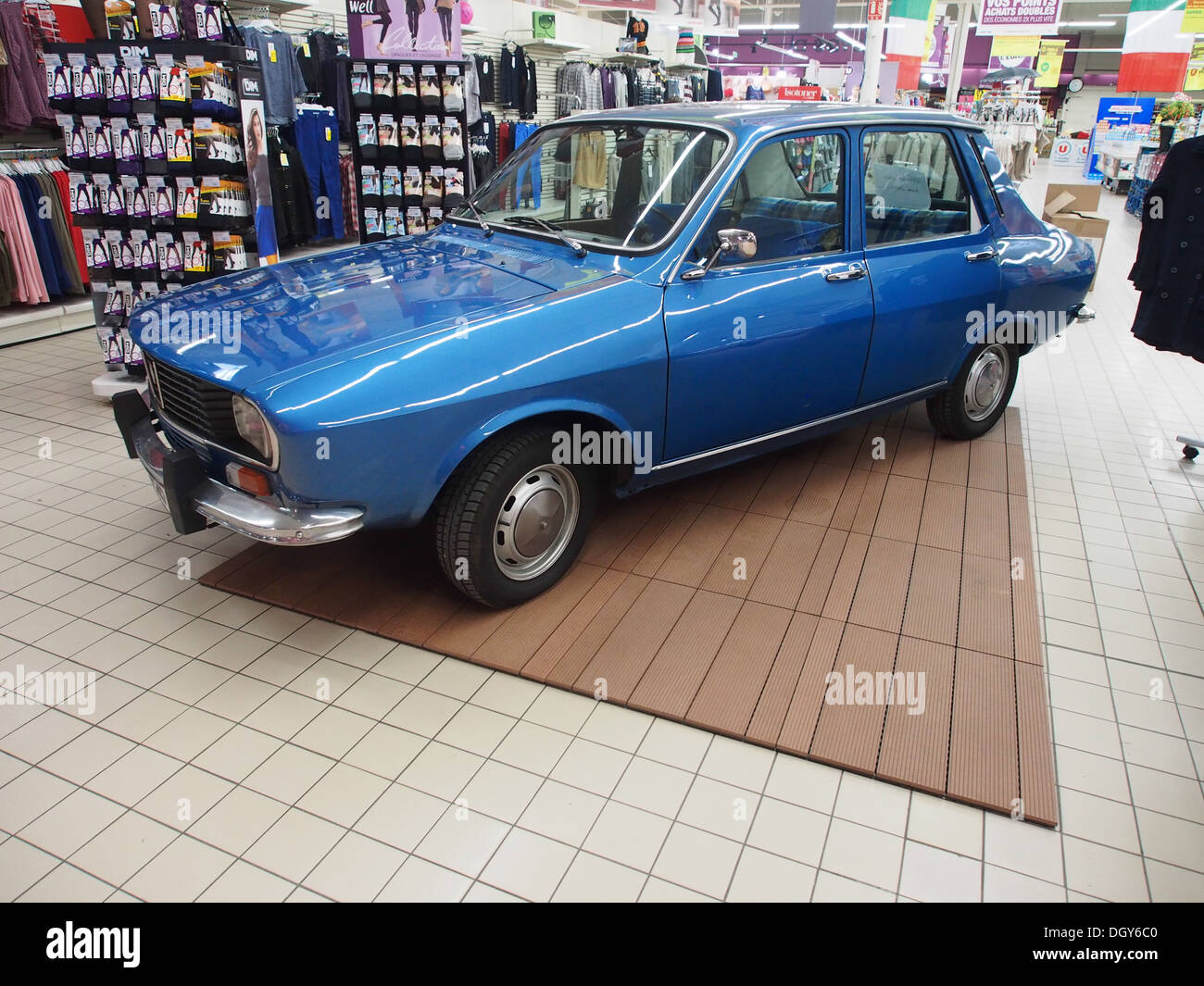 The Renault 12TL, a compact car produced by Renault in the 1970s, is ...