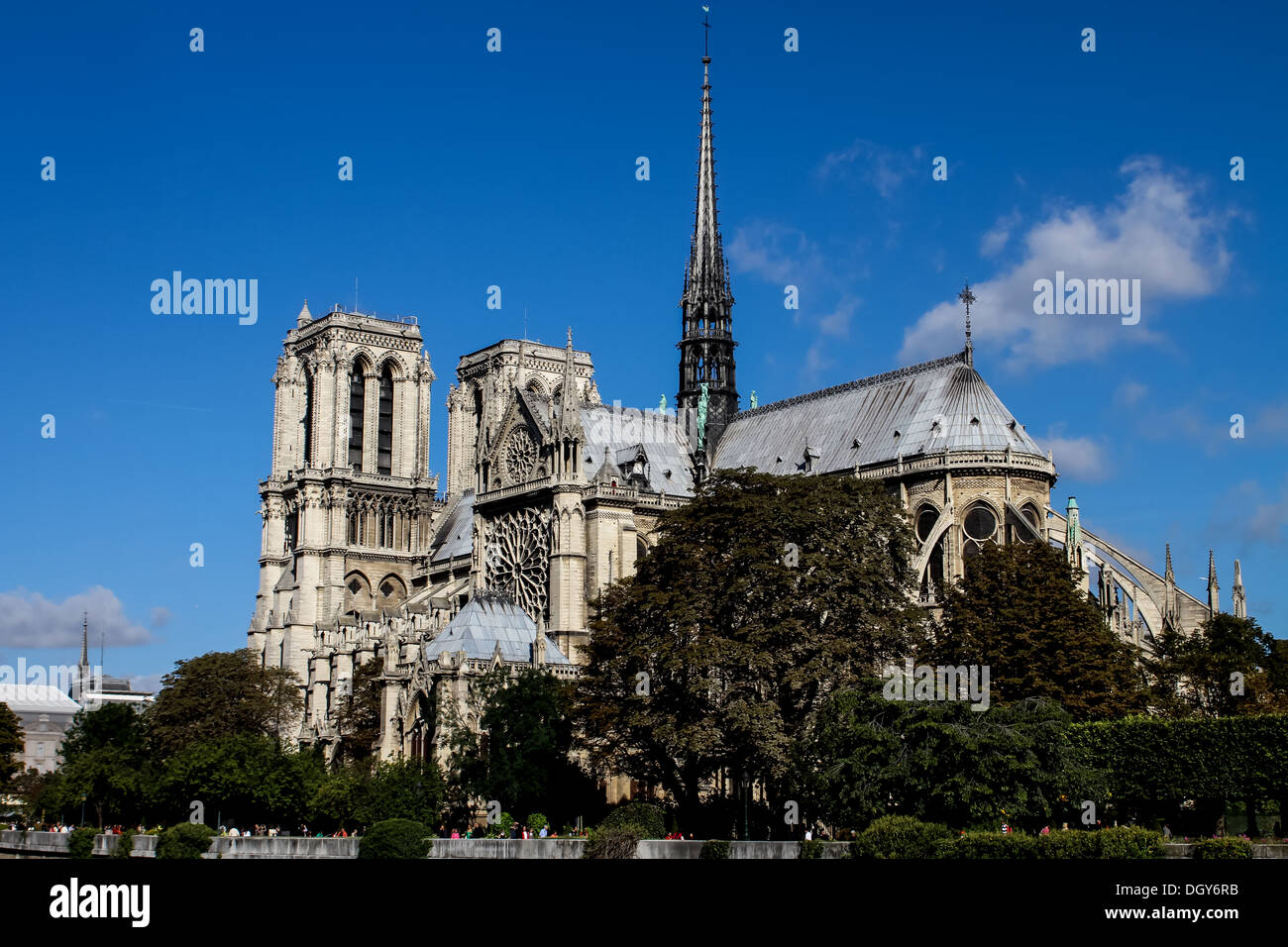 Rear view notre dame hi-res stock photography and images - Alamy
