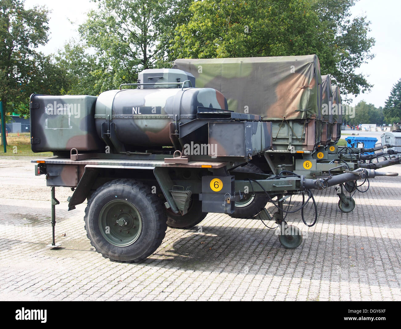 Bowser image hi-res stock photography and images - Alamy