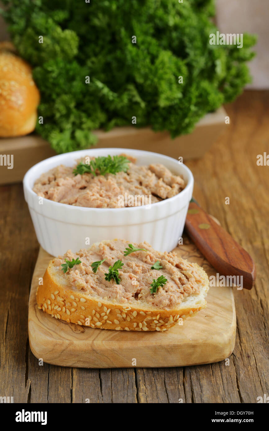 homemade meat snack chicken liver pate with parsley Stock Photo - Alamy
