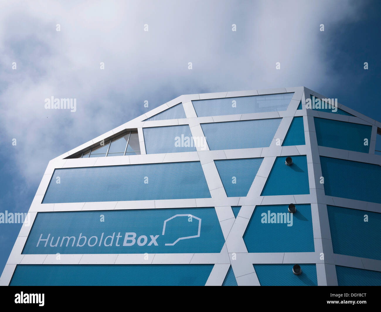 Humboldt box hi-res stock photography and images - Alamy