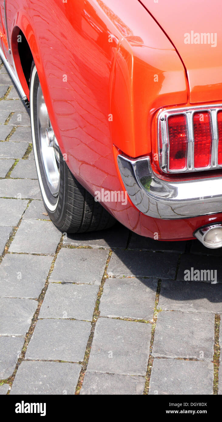 Mustang rear end hi-res stock photography and images - Alamy