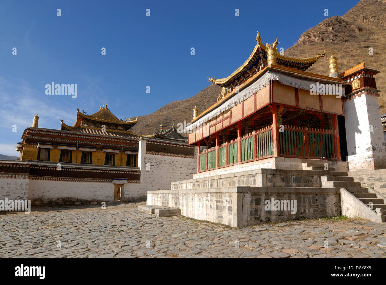 Labrang monastery architecture hi-res stock photography and images - Alamy
