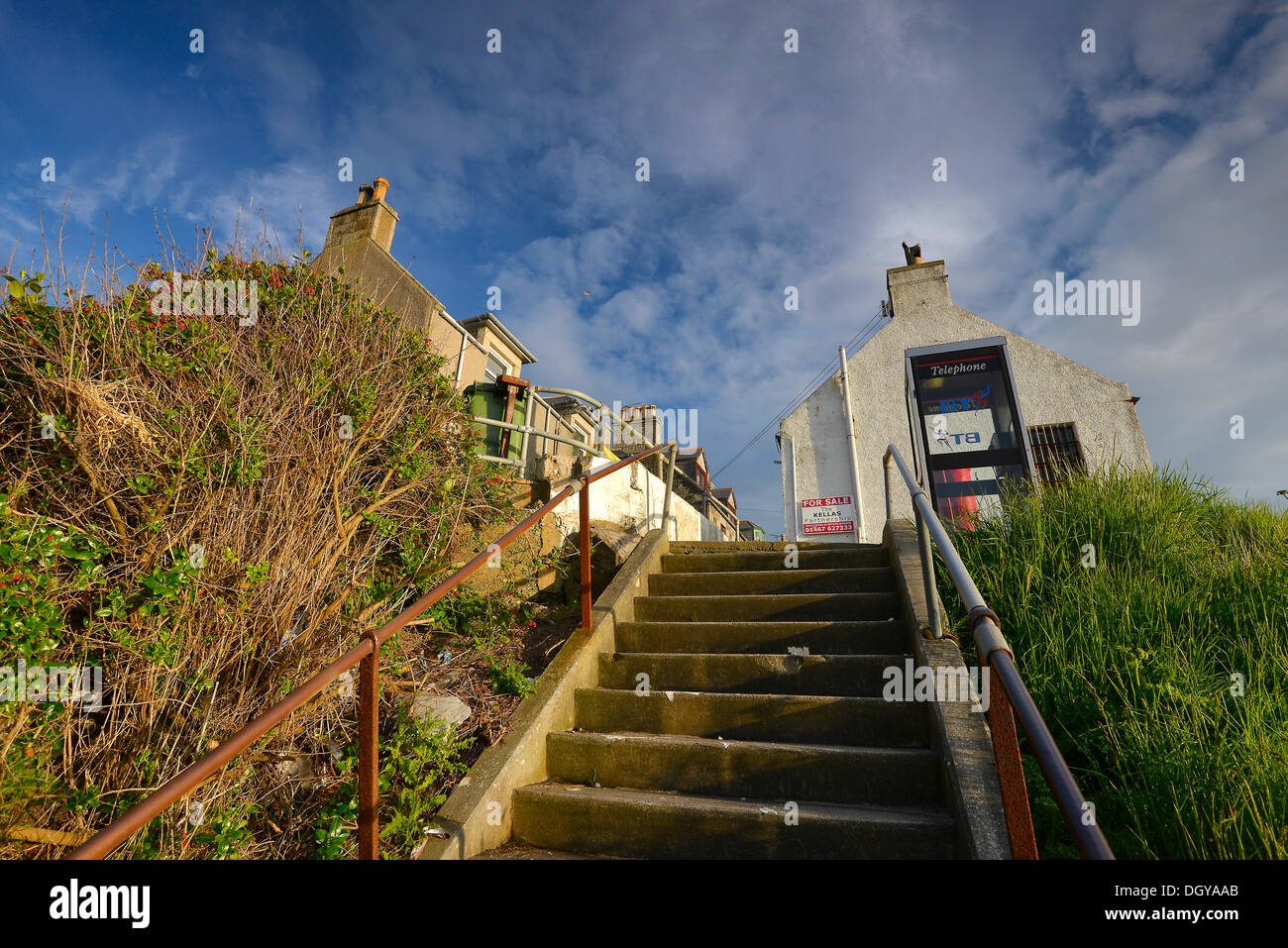 Stairs outside houses hi-res stock photography and images - Alamy