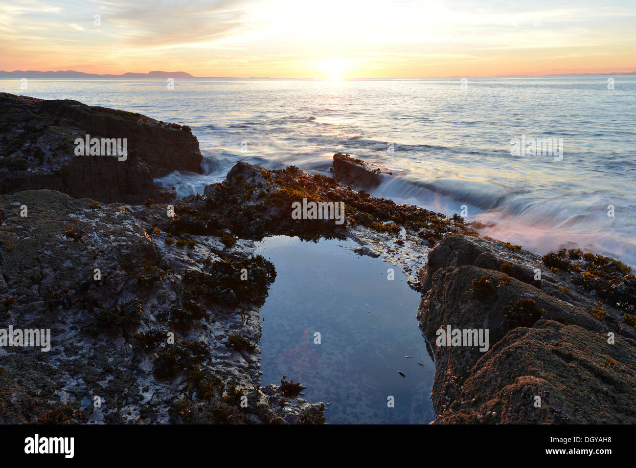 Evening views of the Atlantic from the Rua Reidh Lighthouse, Melvaig ...