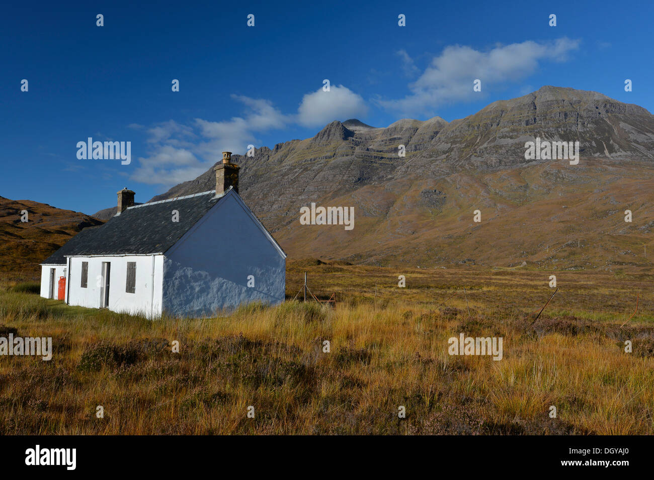 Refuge in front of Mt Liathach, Glen Torridon, Beinn Eighe National ...