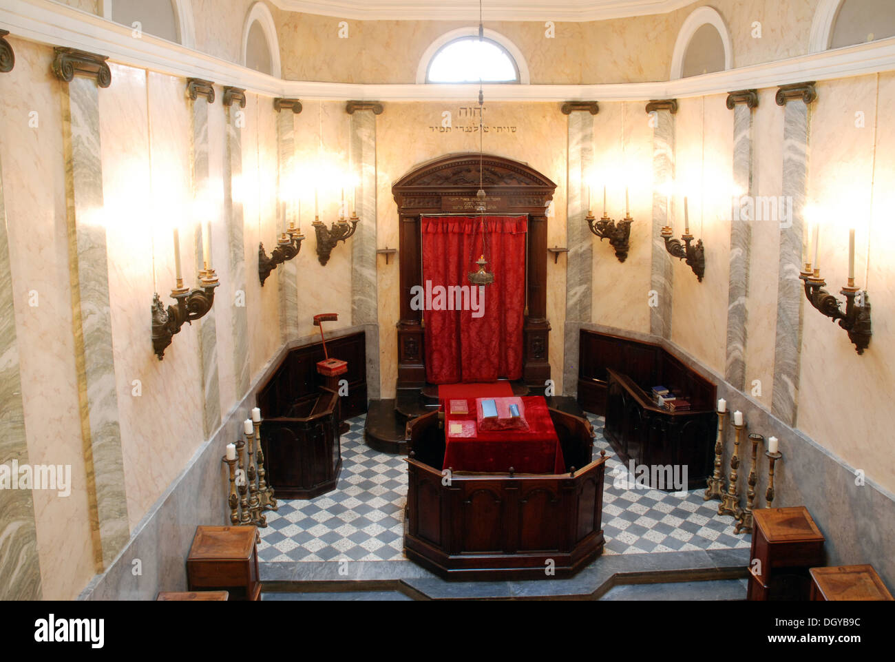 5625 interrior hi-res stock photography and images - Alamy