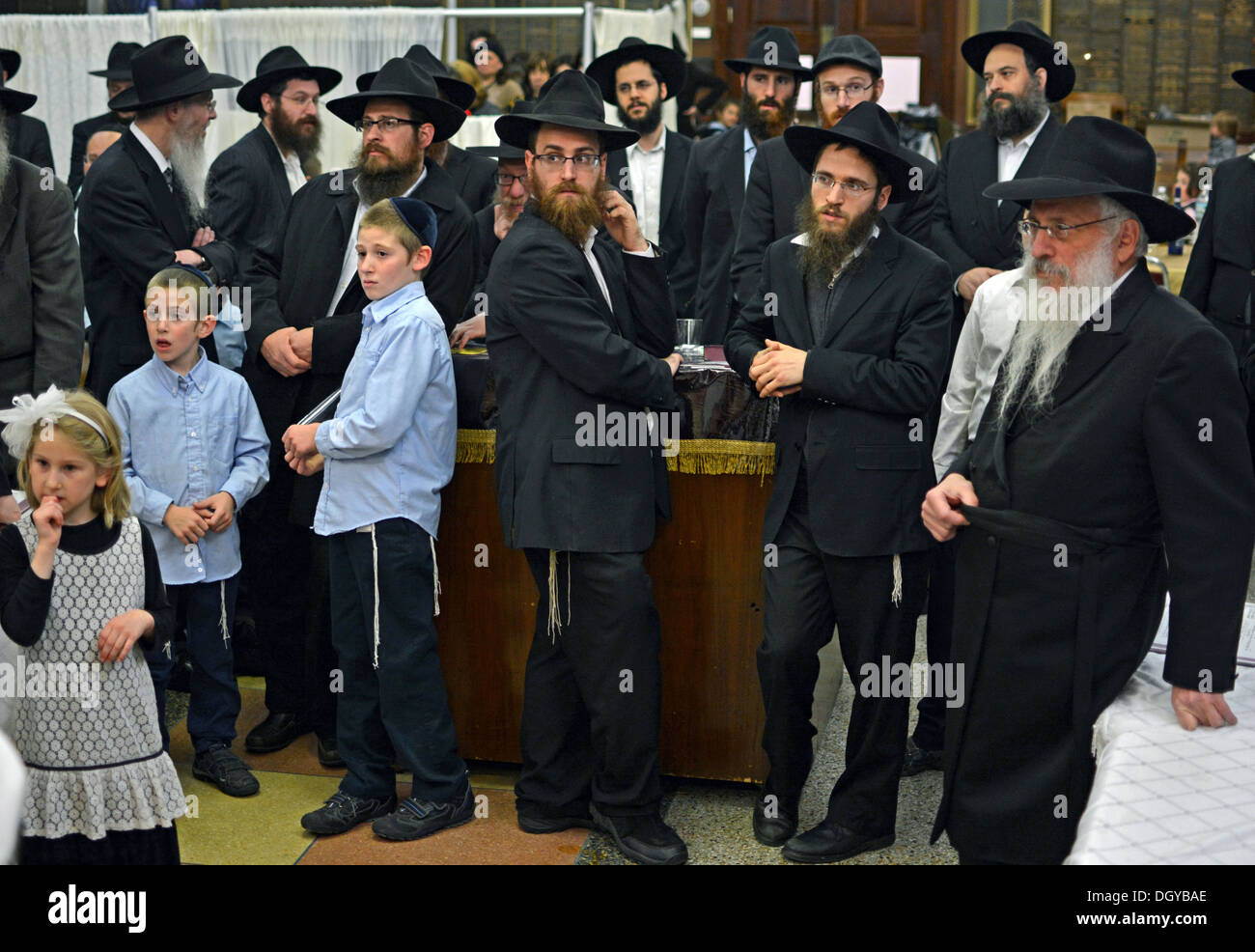 Circumcision ritual hi-res stock photography and images - Alamy