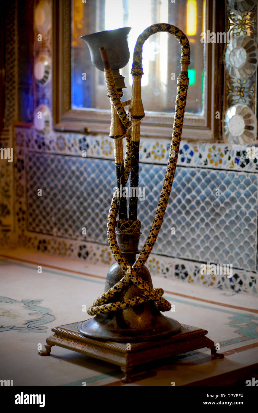 Inside water pipe hi-res stock photography and images - Alamy