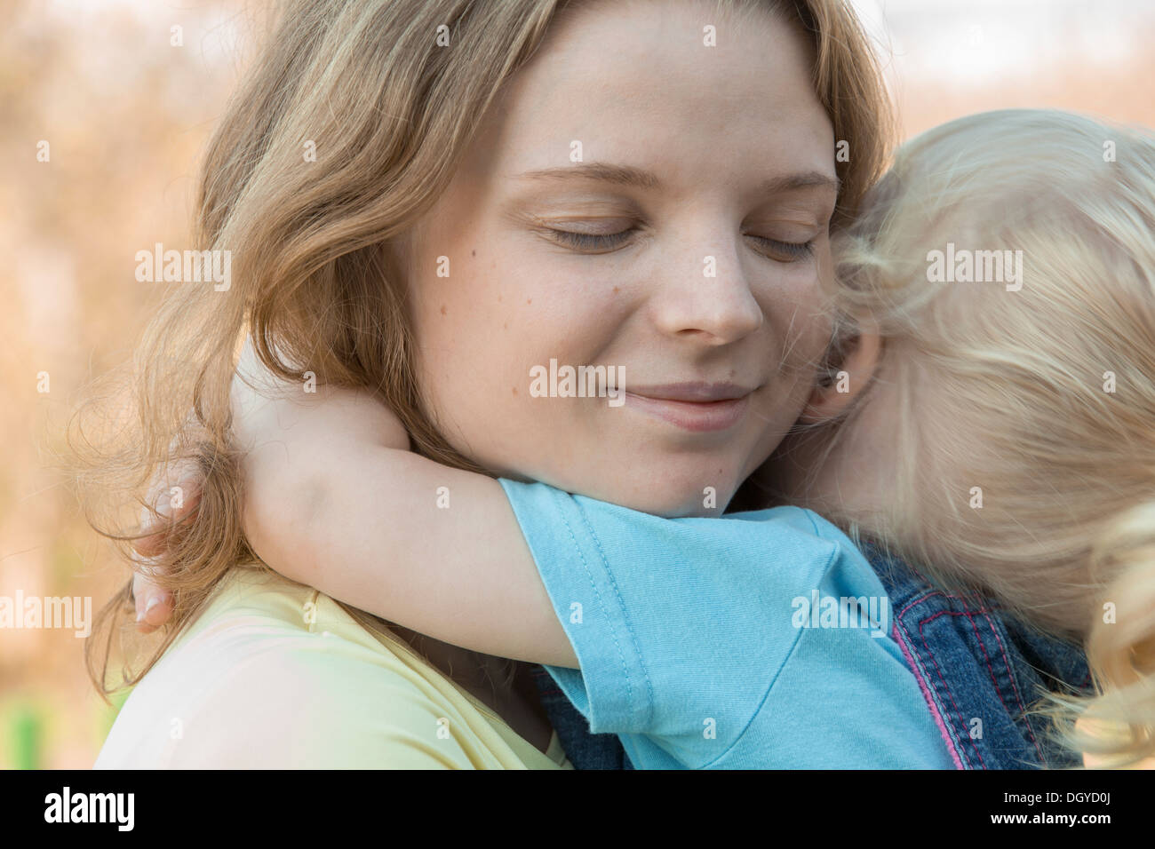 Real mother and daughter hi-res stock photography and images - Alamy