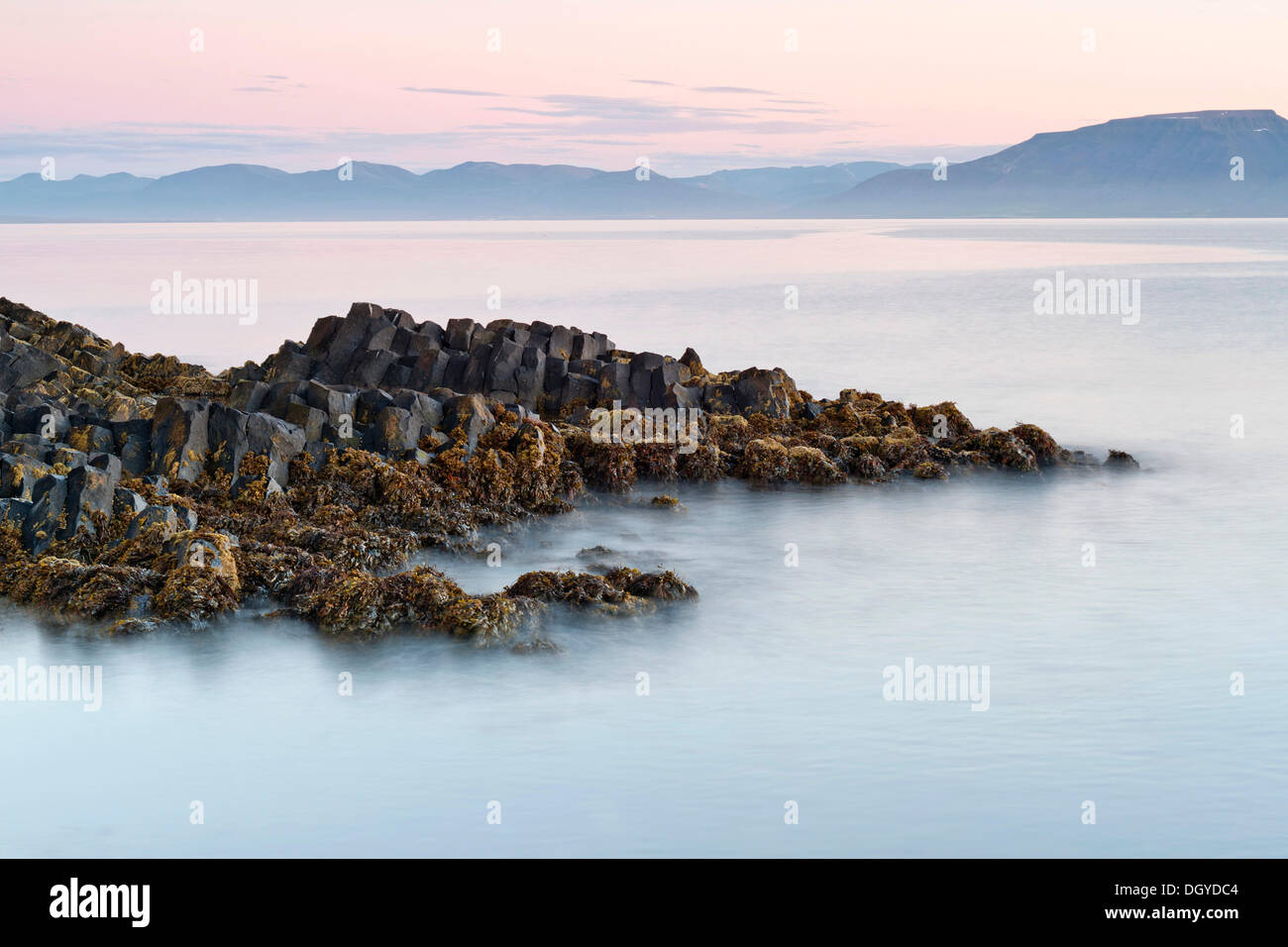 Igneous rock formations hi-res stock photography and images - Alamy