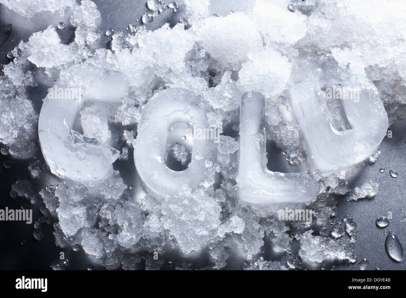 Its cold out hi-res stock photography and images - Alamy