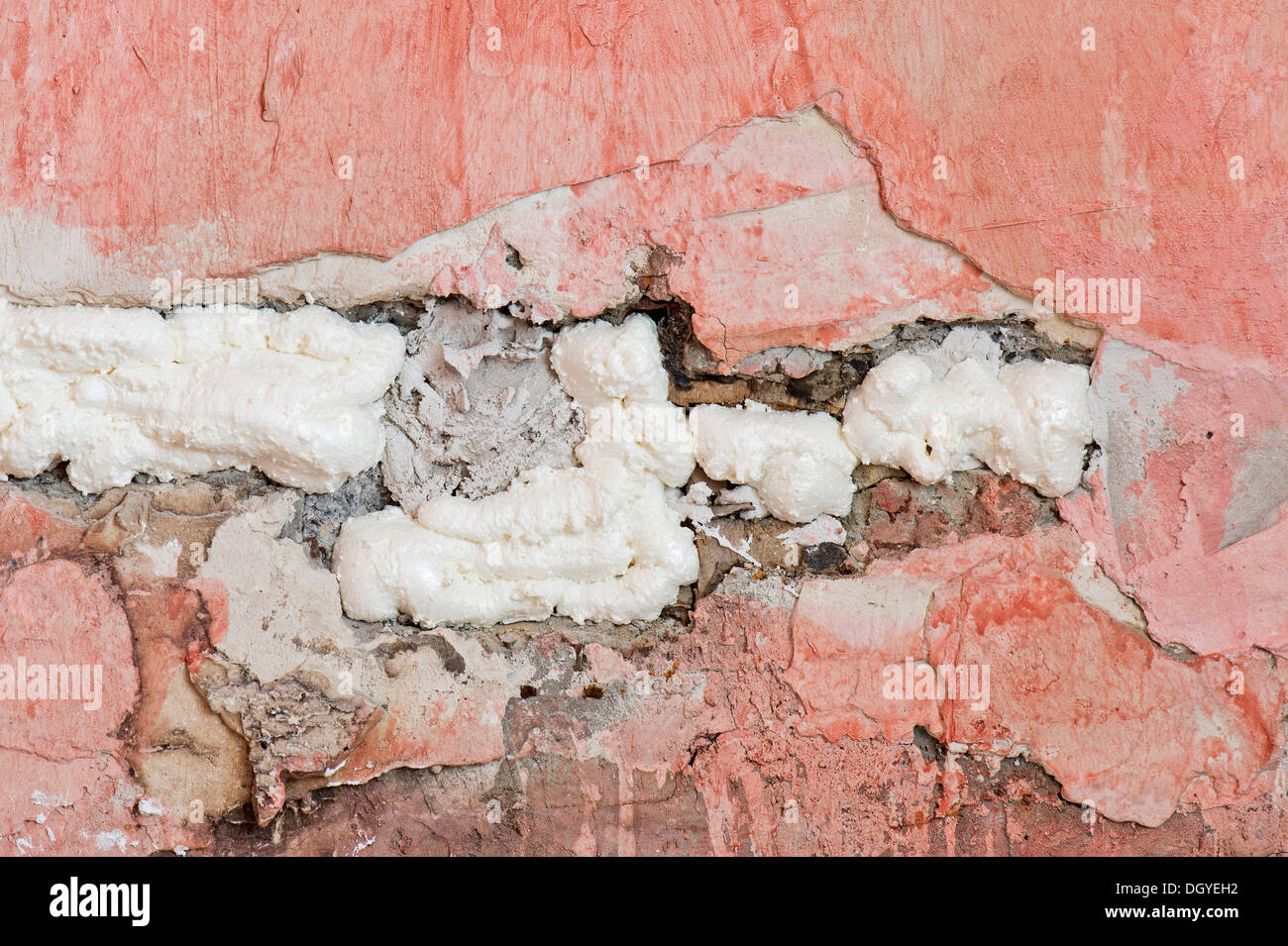 Cavity wall insulation hi-res stock photography and images - Alamy