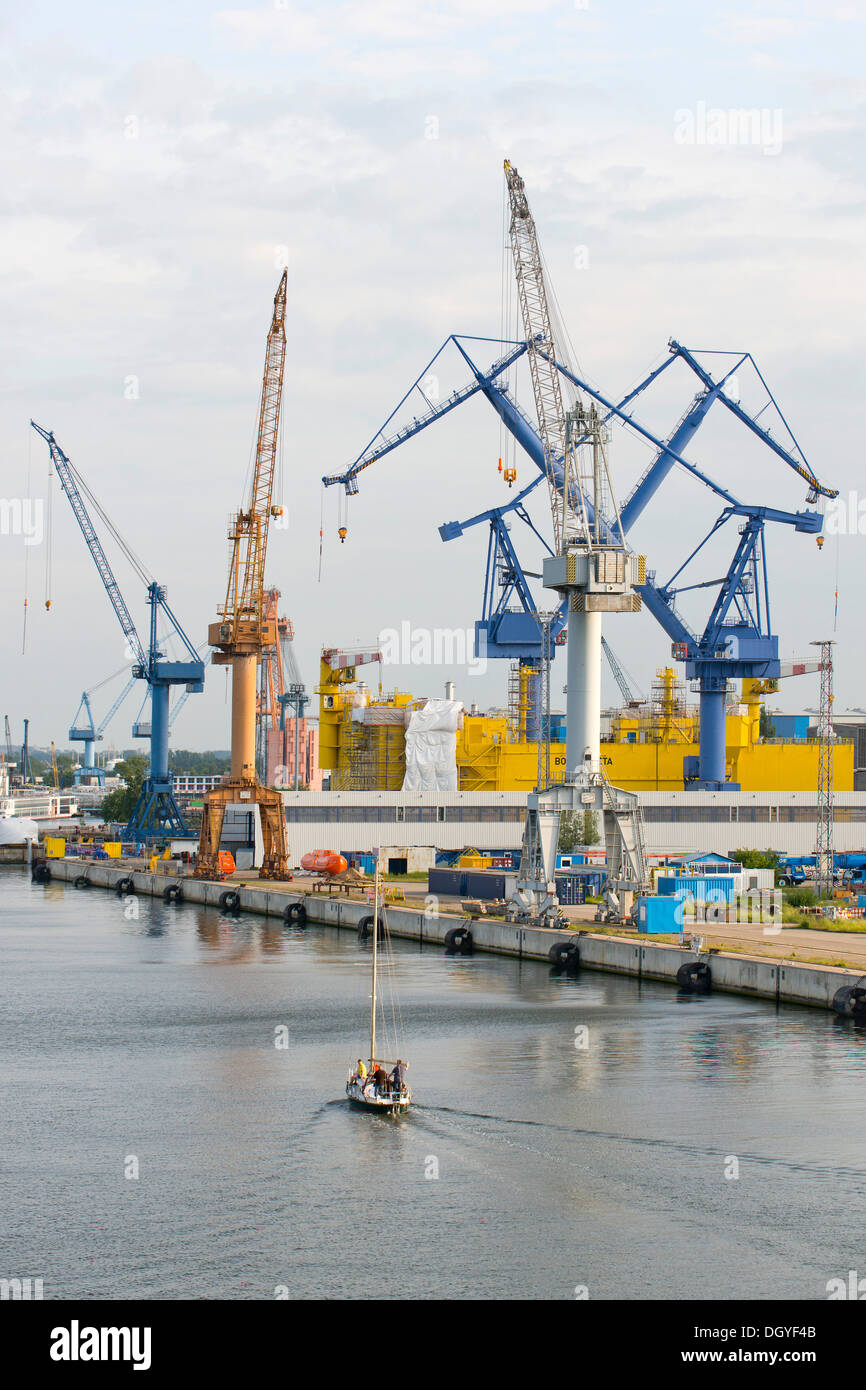 Cranes, shipyard, Overseas Port, Rostock, Mecklenburg-Western Pomerania ...