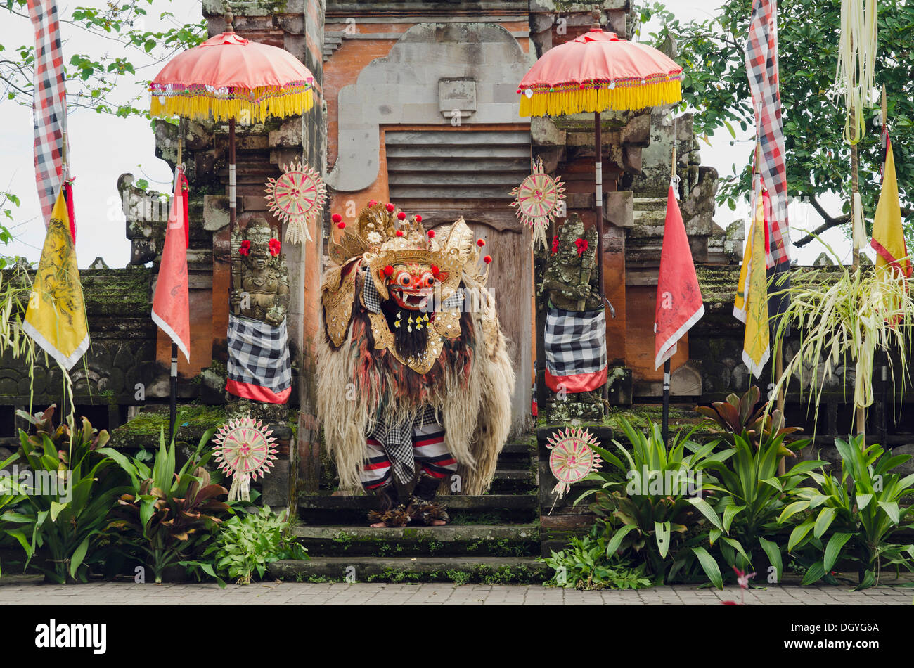 Barong dance in front of a Hindu temple with decorations in Batubulan ...