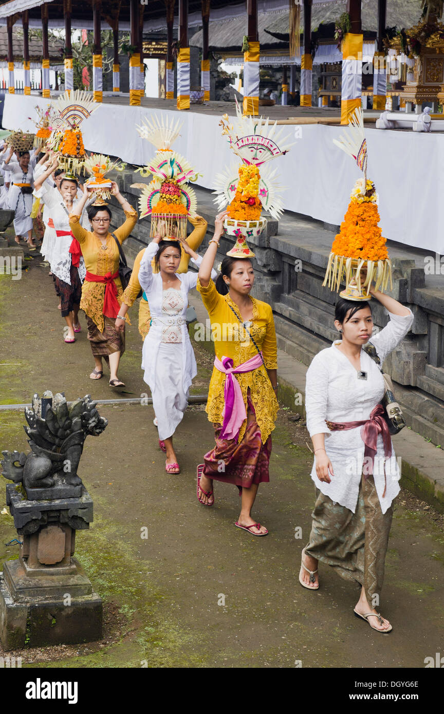 Pilgrimage shrine hi-res stock photography and images - Alamy