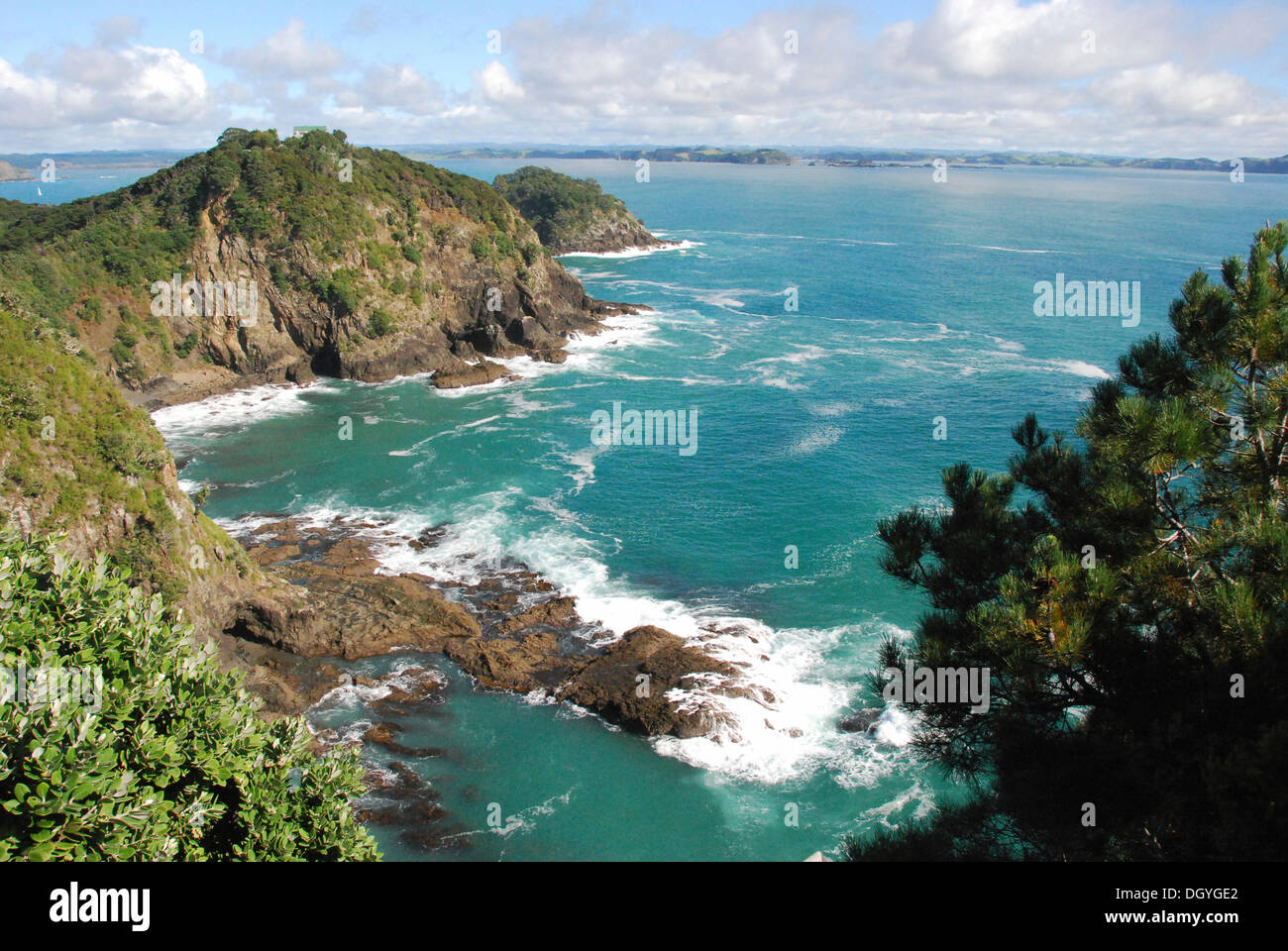 Bay coloured hi-res stock photography and images - Alamy