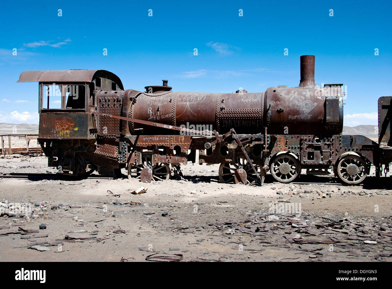 The train cemetery, Salar de Uyuni or salt desert of Uyuni, Bolivia ...