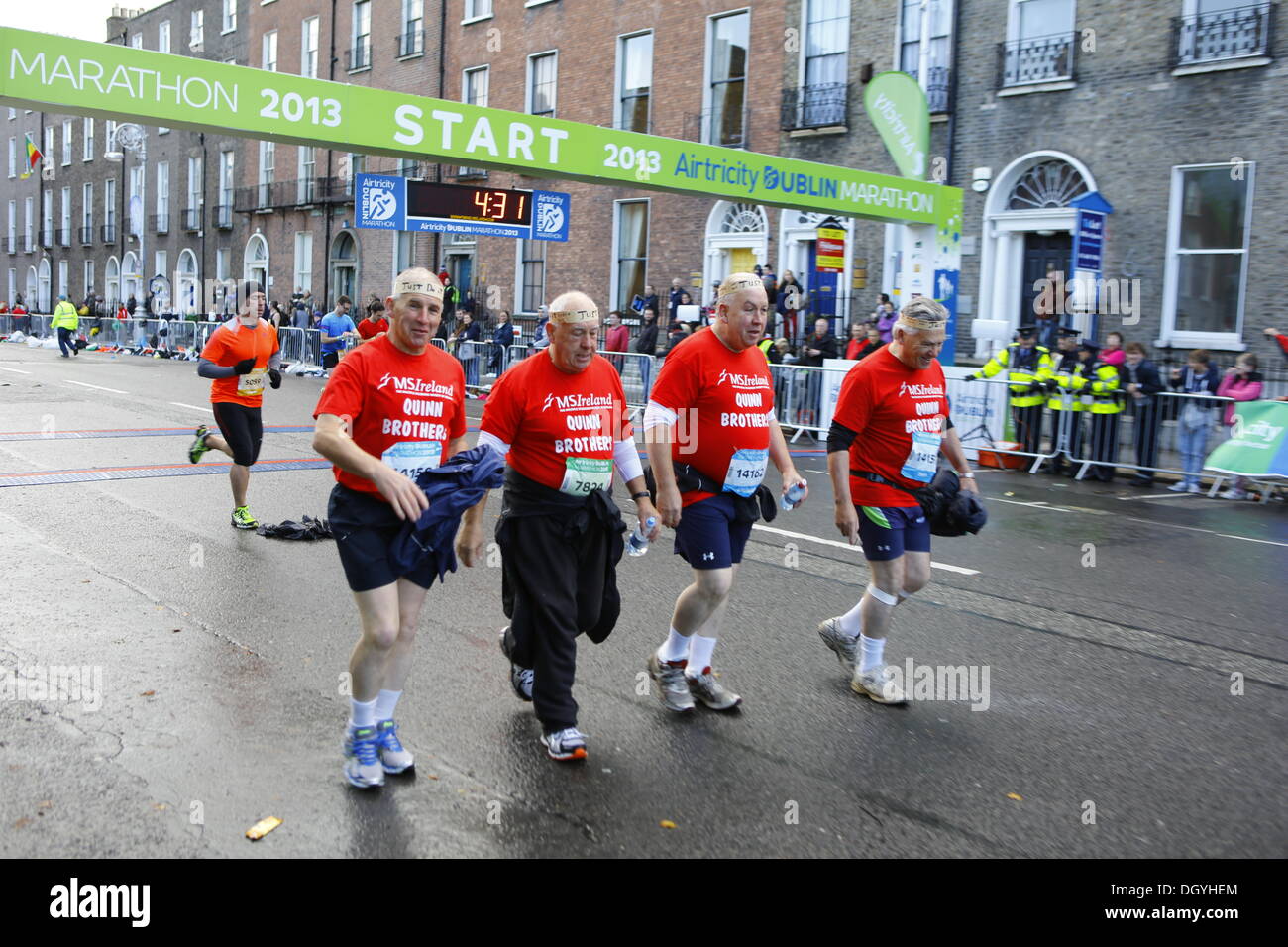 Dublin, Ireland. 28th October 2013. The Quinn brothers pass the ...