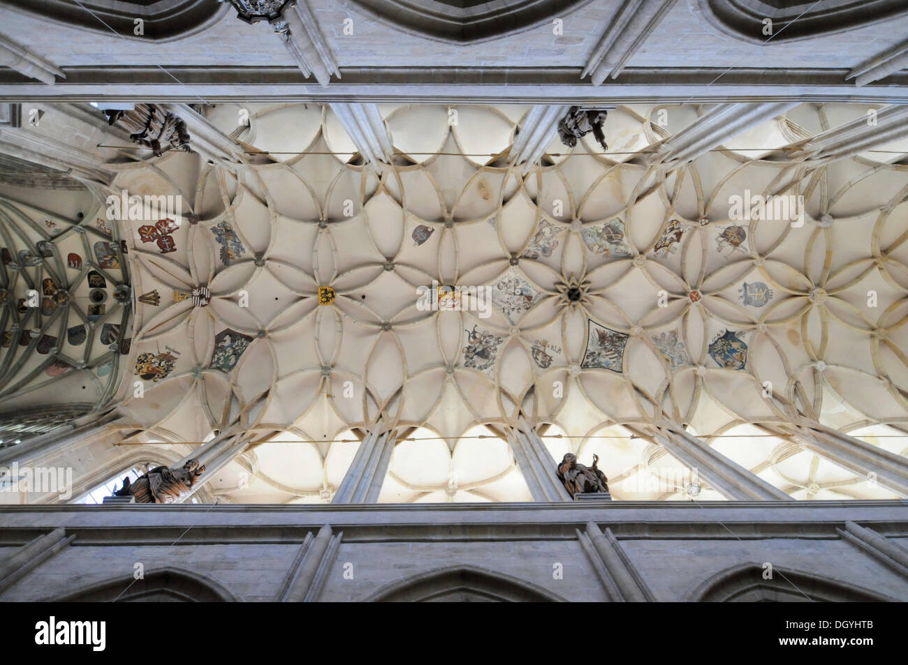 Church interior display hi-res stock photography and images - Alamy