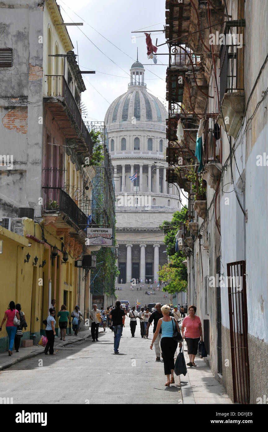 El Capitolio building, also known as National Capitol Building, Havana ...
