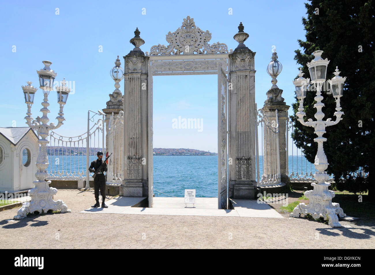 Views across the Bosphorus, gate, park, Dolmabahçe Palace, Istanbul ...