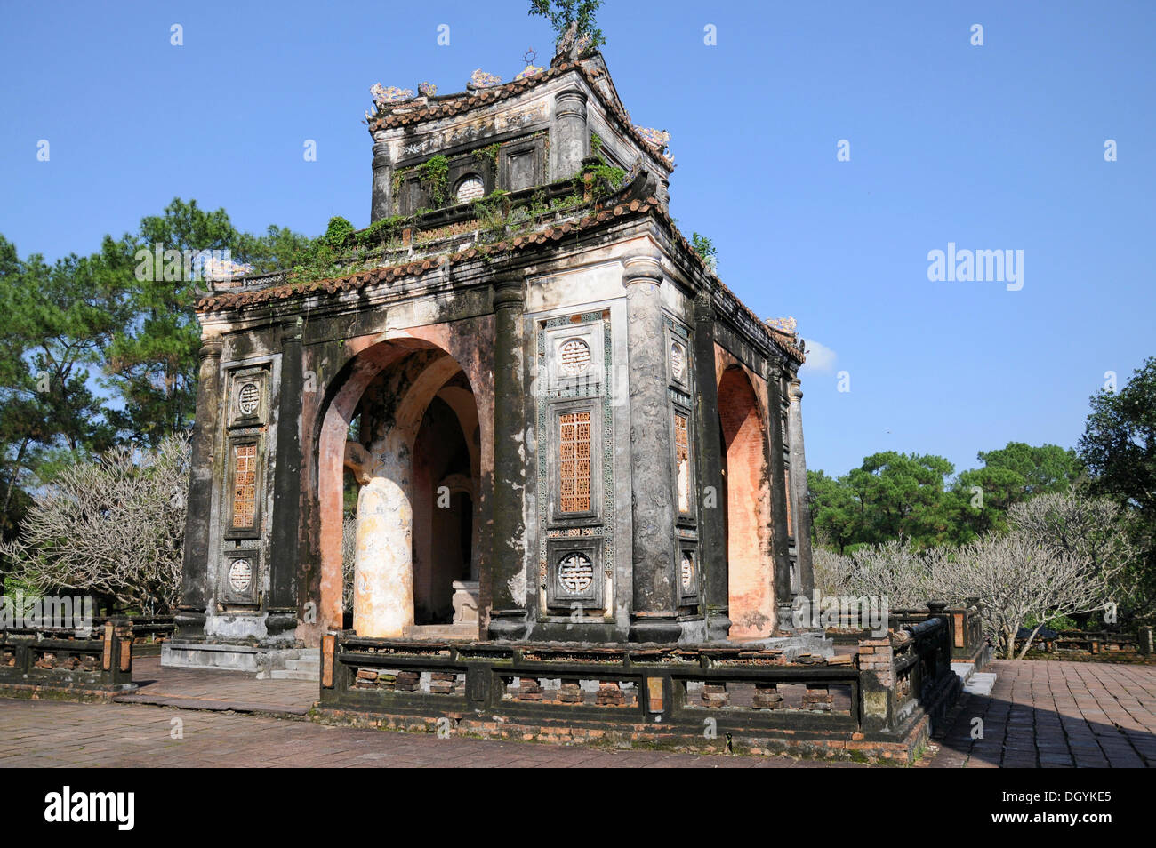 Stele Pavilion, tomb of Emperor Tu Duc, Hue, Vietnam, Southeast Asia ...