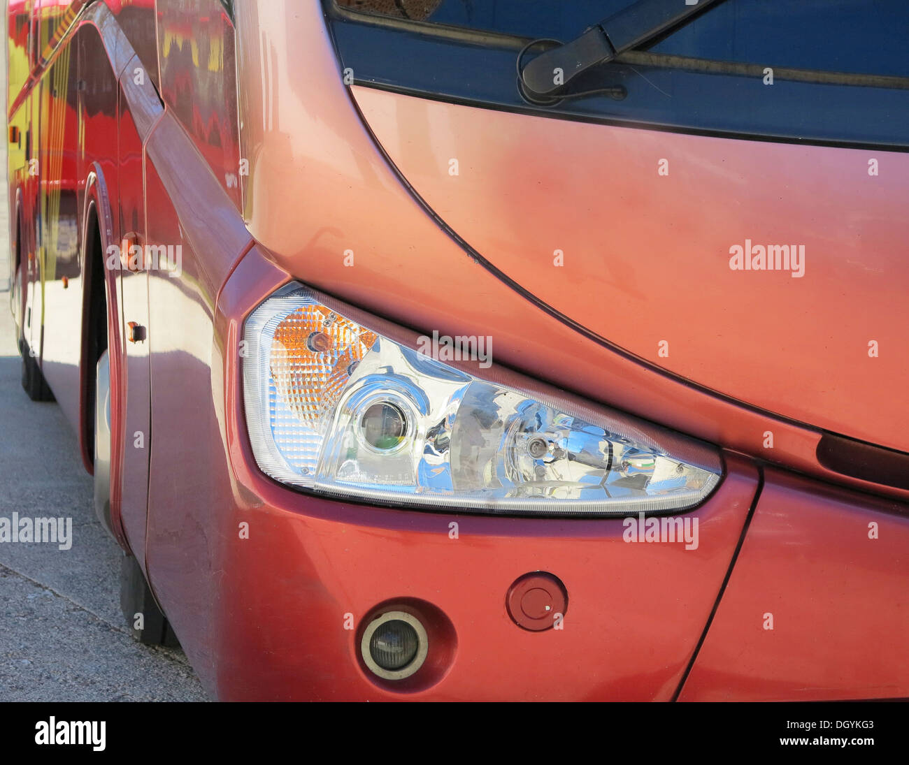 Copper mirror hi-res stock photography and images - Alamy