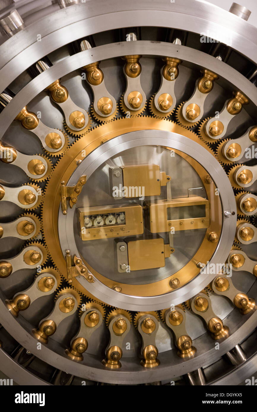 The chicago board of trade vault hi-res stock photography and images ...