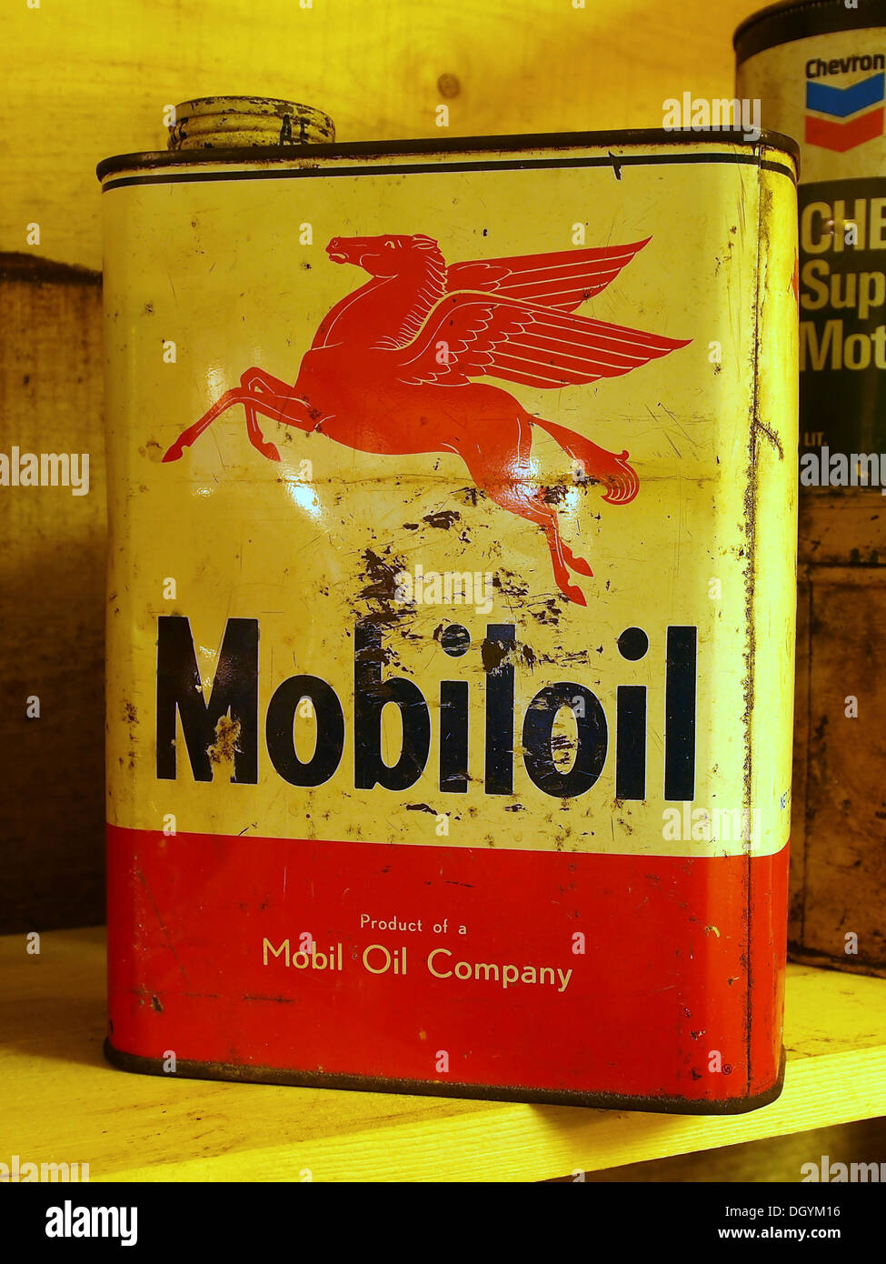Motor oil collection container hi-res stock photography and images - Alamy